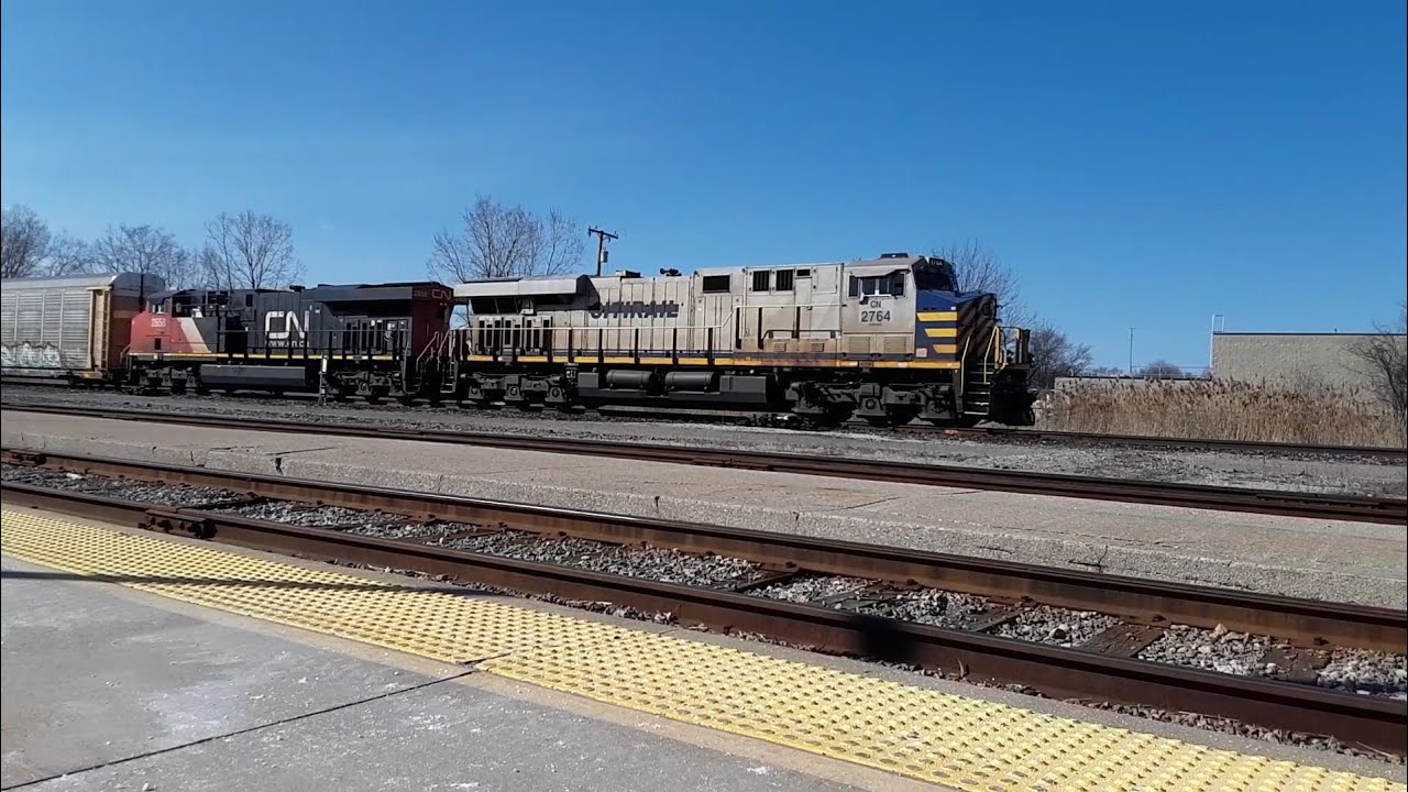 CN Train (A492) With Ex Citi Rail Leader - YouTube