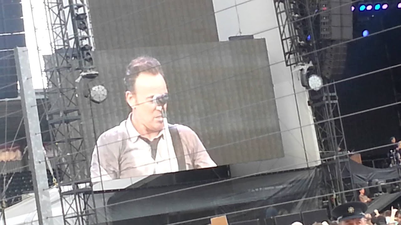 American Skin(41 Shots) - Bruce Springsteen Kilkenny (Nowlan Park ...