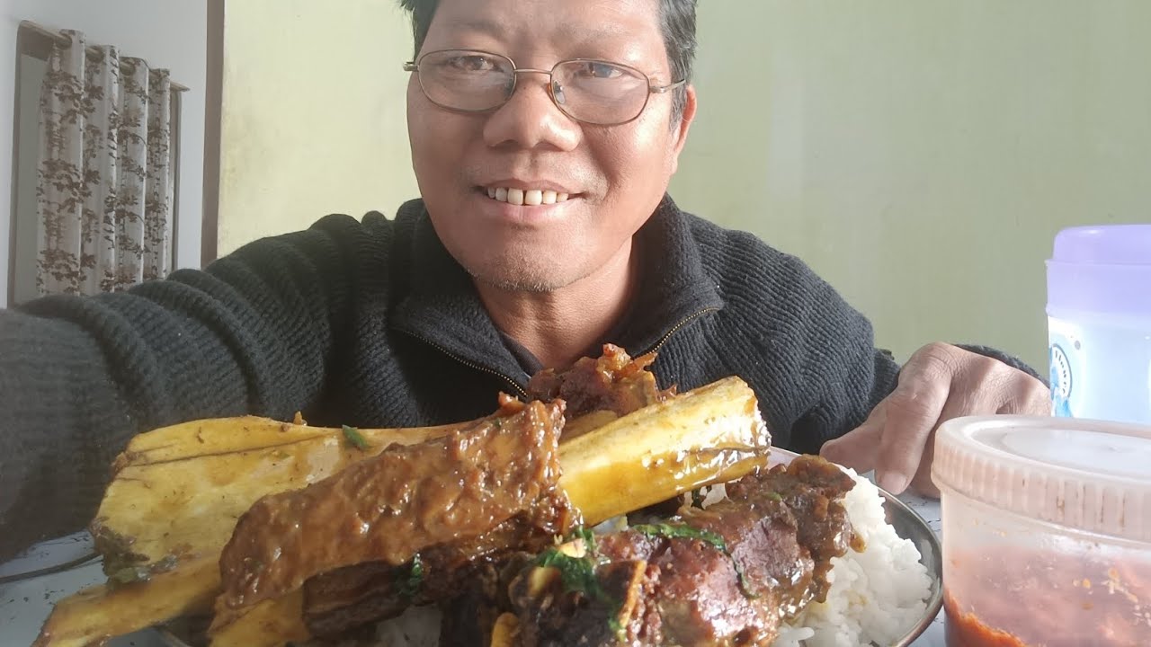 Big bond of meat recipe mukbang||Cooking in poor kitchen@Lomdang Yugli ...