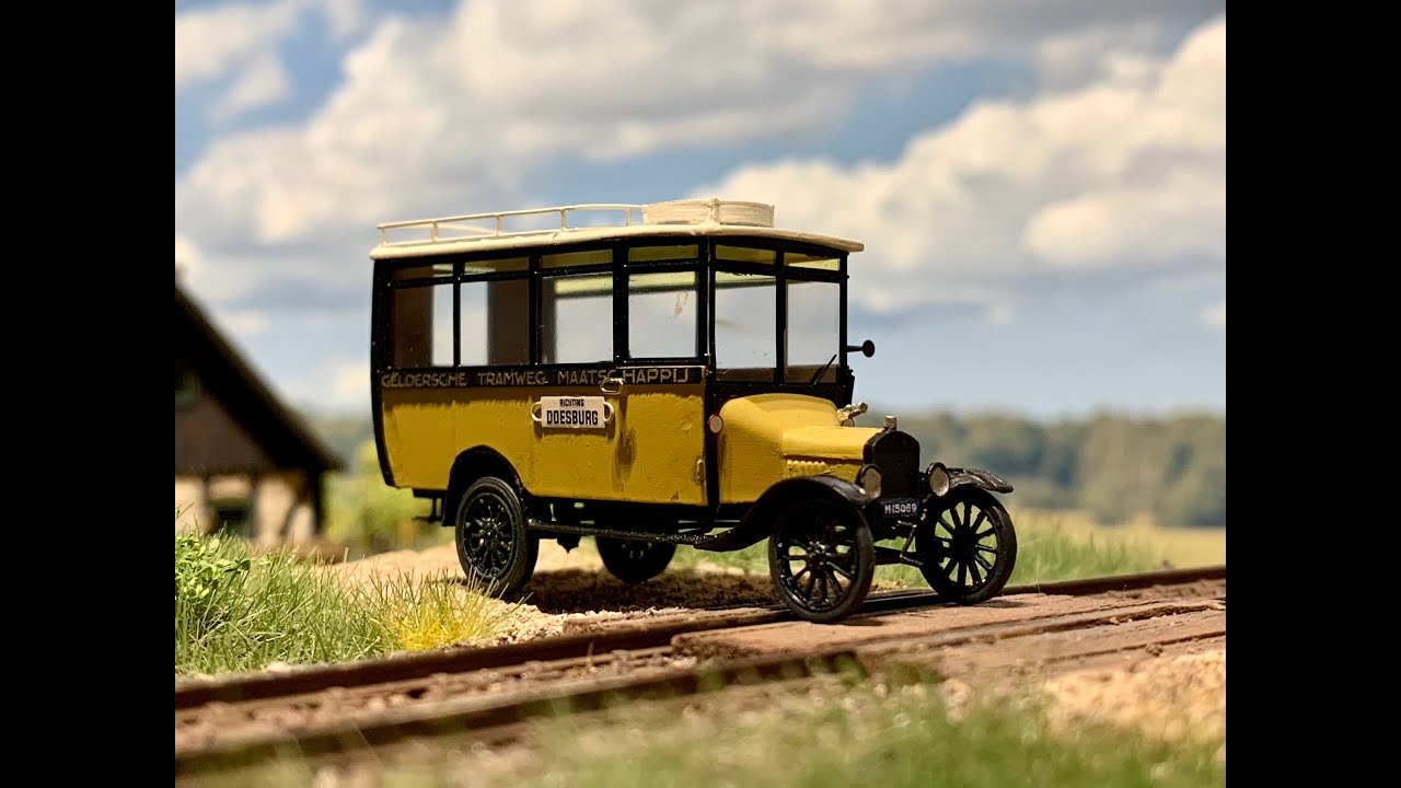 Første kig på Ford TT-bus fra Artitec - YouTube