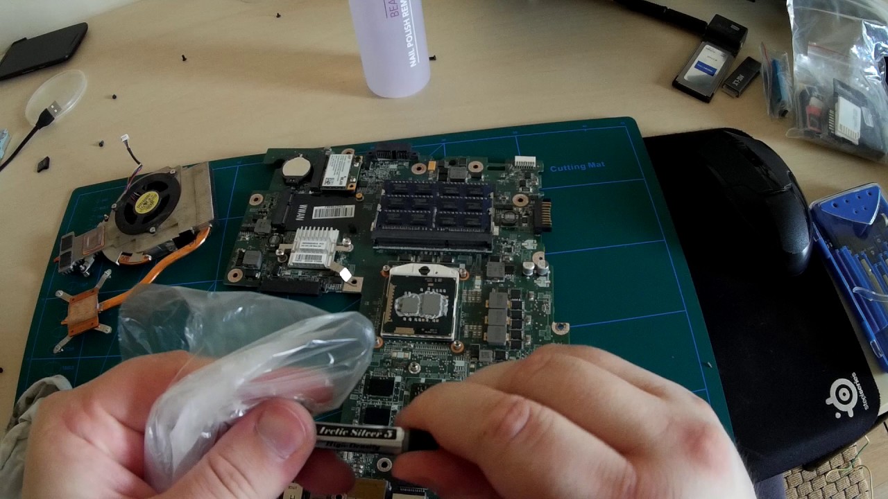 How to apply thermal paste perfectly - YouTube