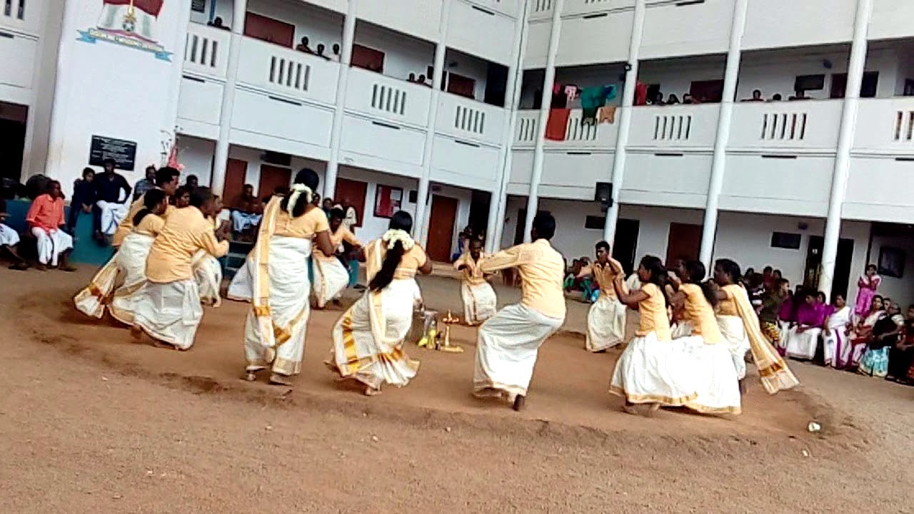 Onakali , കൈക്കൊട്ടിക്കളി...... മൈത്രി കലാവേദി ... - YouTube
