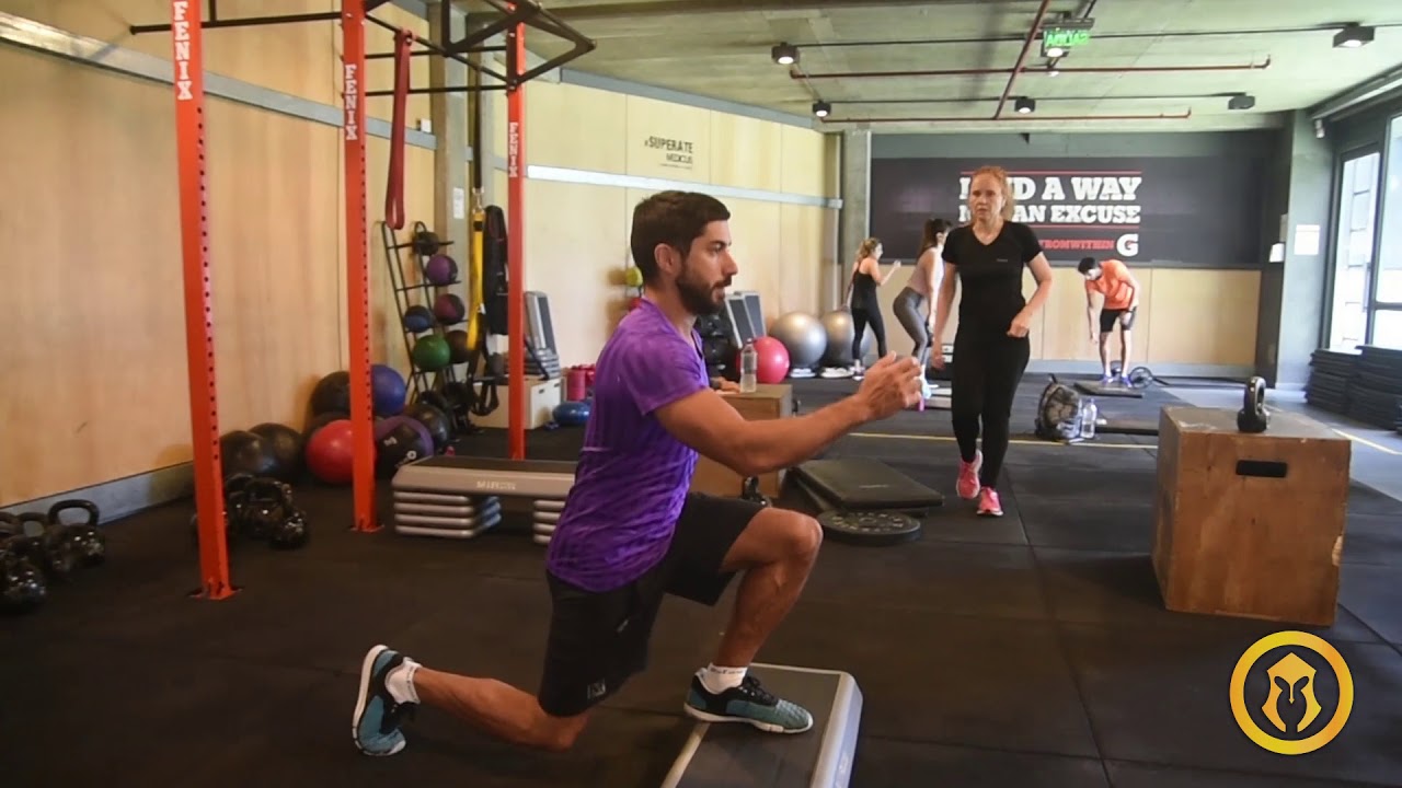 Estocada hacia atrás desde step - YouTube