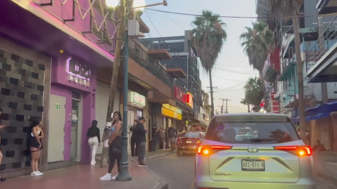 Tijuana Zona Norte Street Tour -2 - YouTube