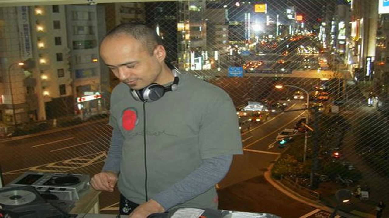 Adham Shaikh - Tail (hd) - YouTube