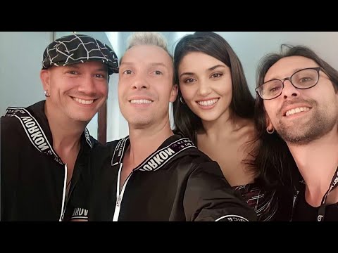 Hande Ercelin Reklam Çekimlerinde Yeni Biri Selfiesi Geldi