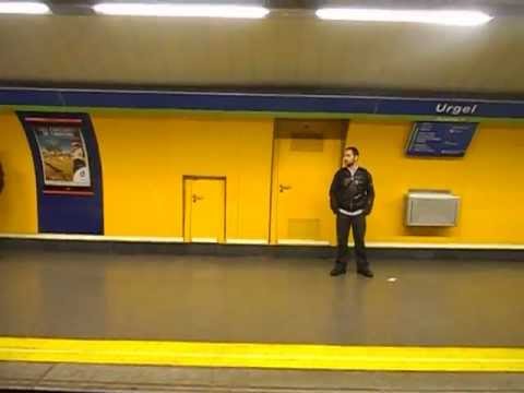 Metro de Madrid - Línea 5 - Urgel - Marqués de Vadillo - YouTube