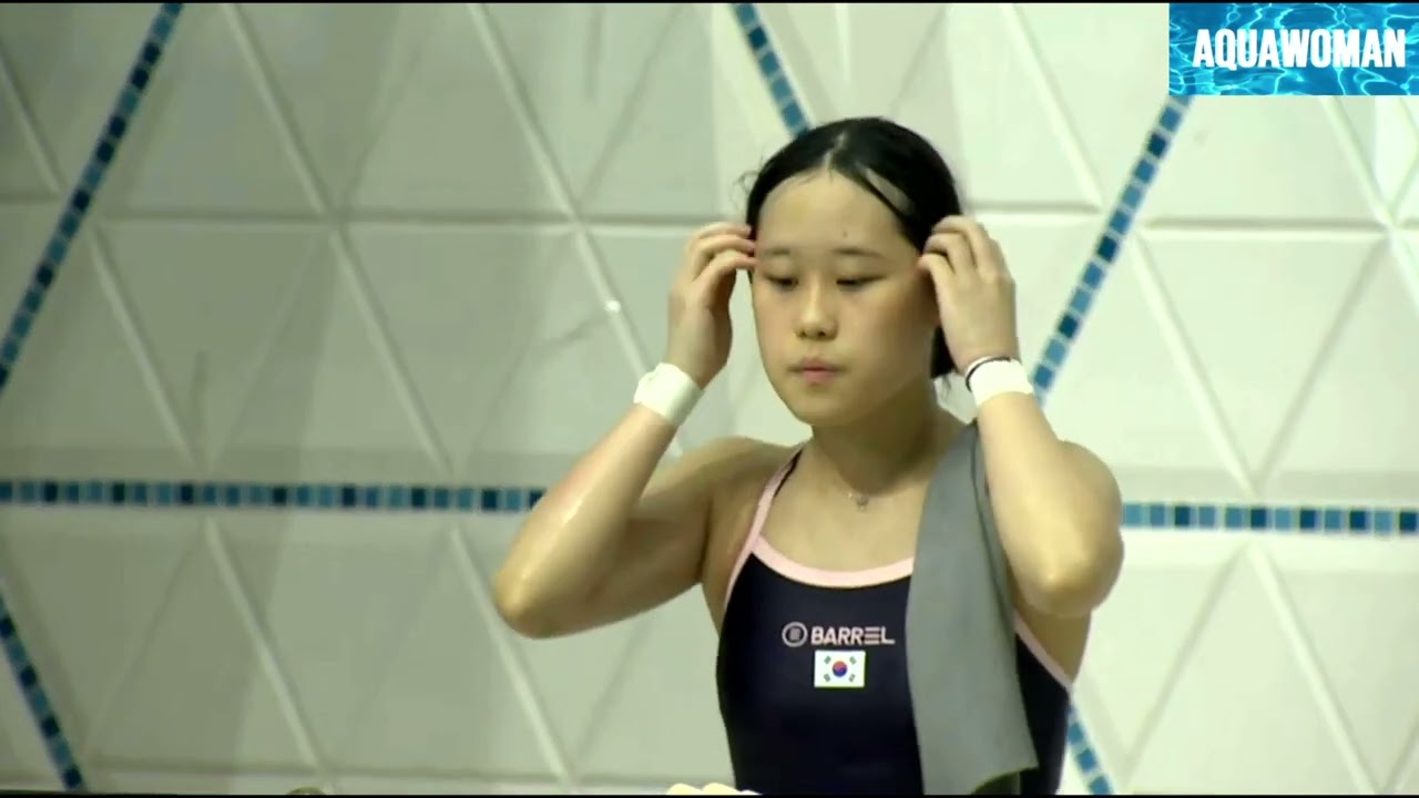 OH Sooyeon Republic of Korea l 1m Springboard Junior Diving Championships - YouTube