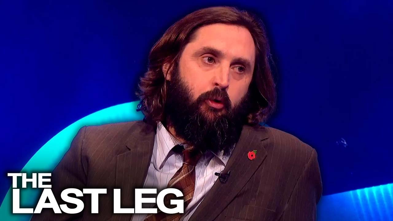 How Joe Wilkinson Would Spend £1000 | The Last Leg - YouTube