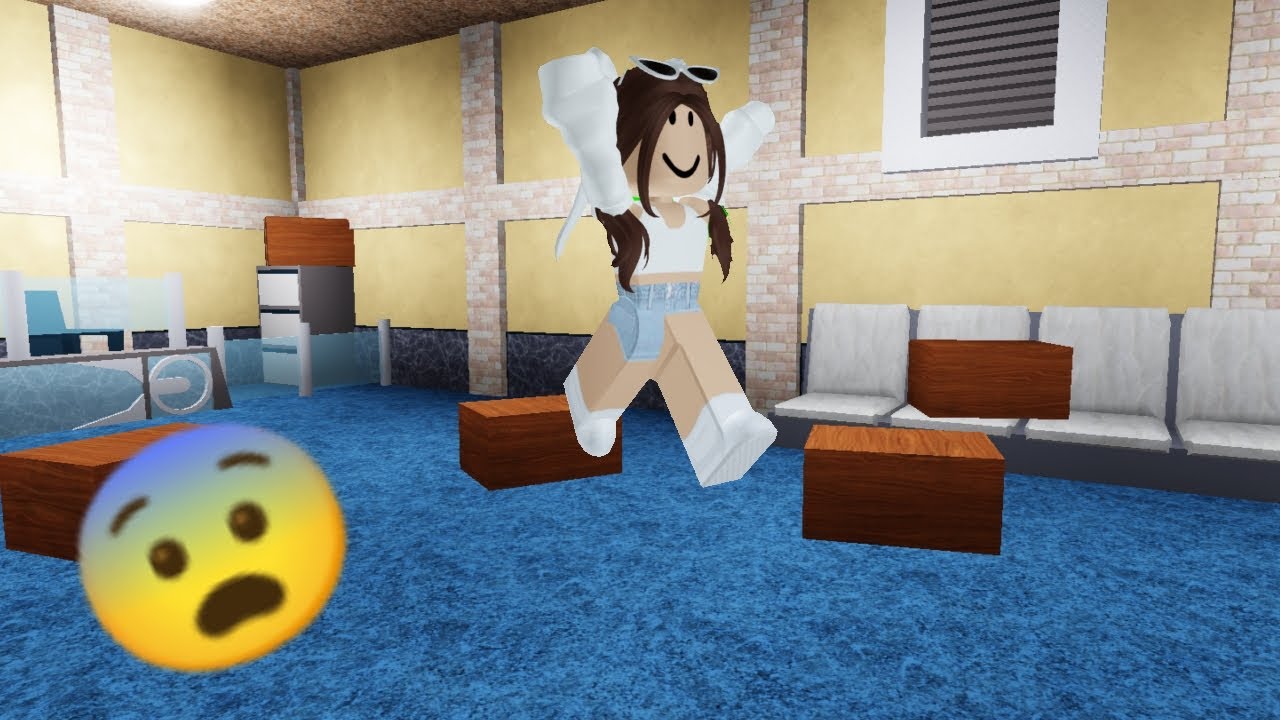 PLAYING MM2 ESCAPE OBBY!! 😥😨 - YouTube