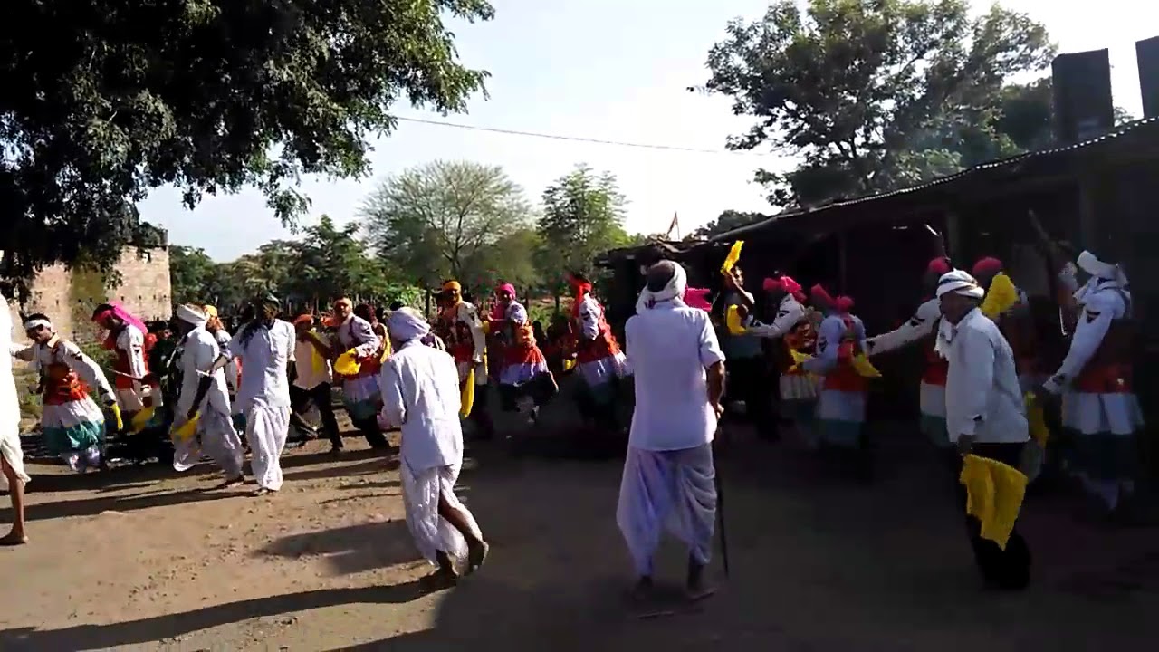 Labhana Samaj Khel: sondabhi vs sawargaon tanda - YouTube