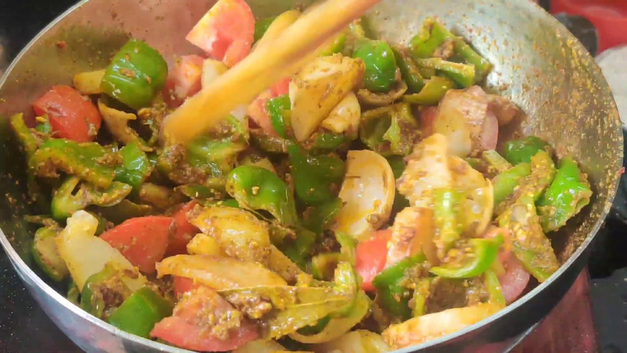 Aloo Shimla Mirch sabji recipe| Aloo ShimlaMirch sabzi|Capsicum Potato ...
