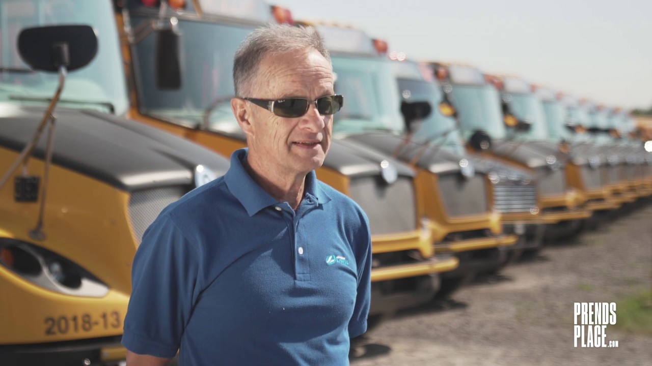 Le métier de conducteur d'autobus scolaire - Prends place ! - YouTube