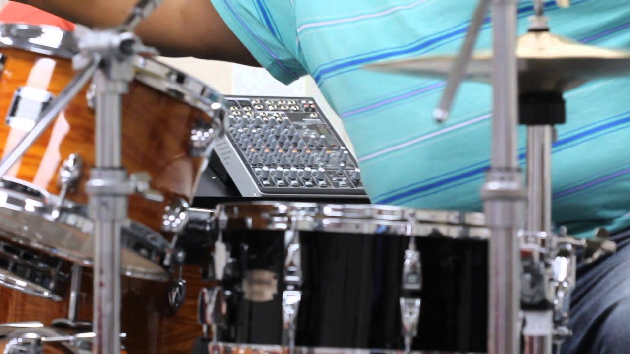 Jay Williams drum clinic - YouTube
