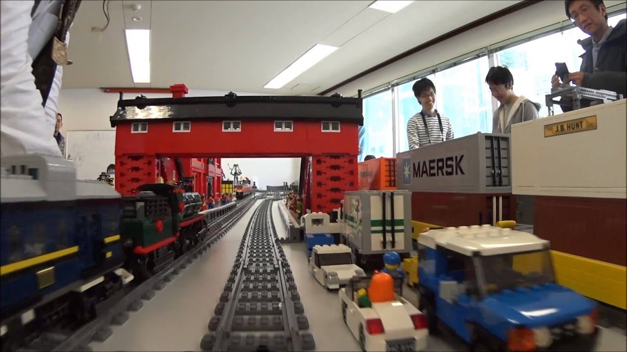LEGO Train Fujita's American Freight train&Diesels - YouTube