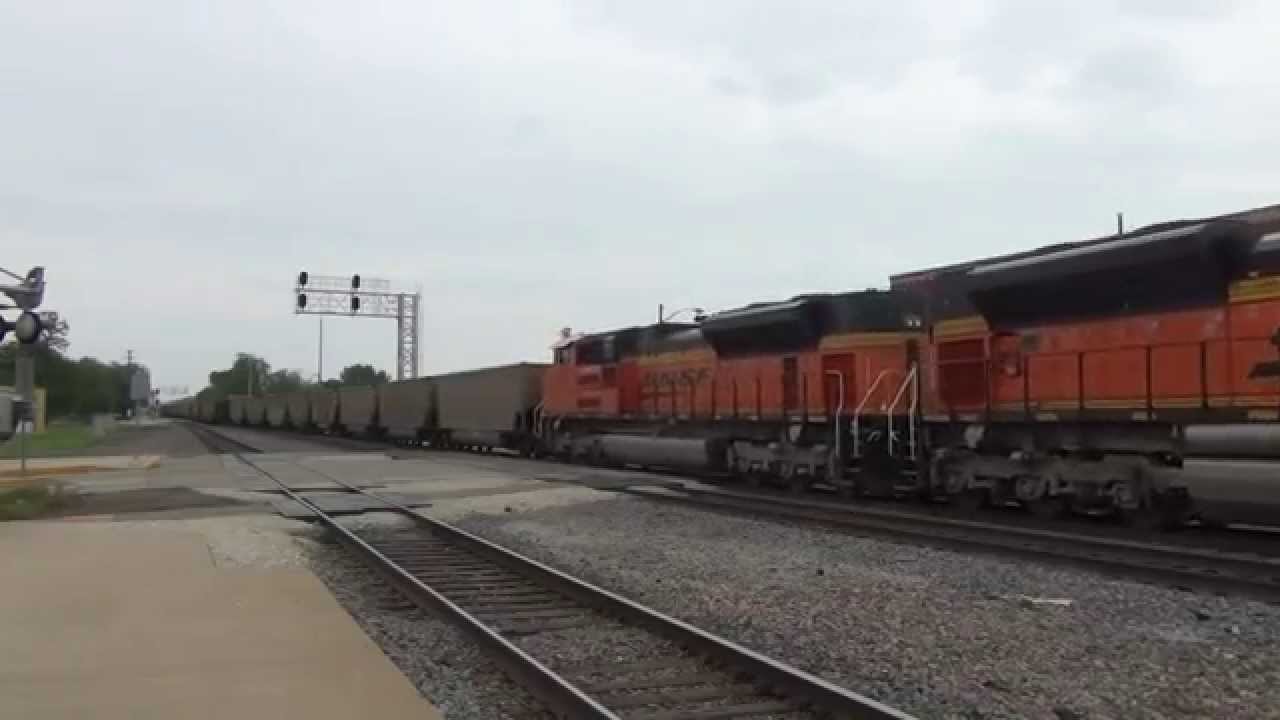 BNSF 9042 West at Galesburg 5/24/15 (HD) - YouTube