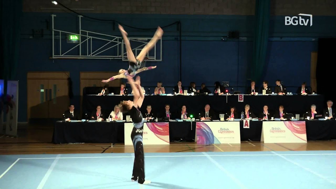 Harriers - Mixed Pair - 12-18 - Final - Acrobatic International - YouTube