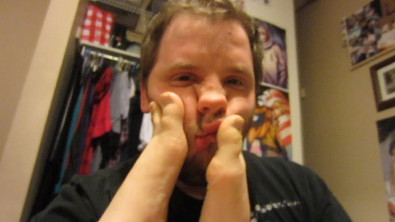 PLAYING FOOTSIE (Day 367 - February 23, 2013) - YouTube