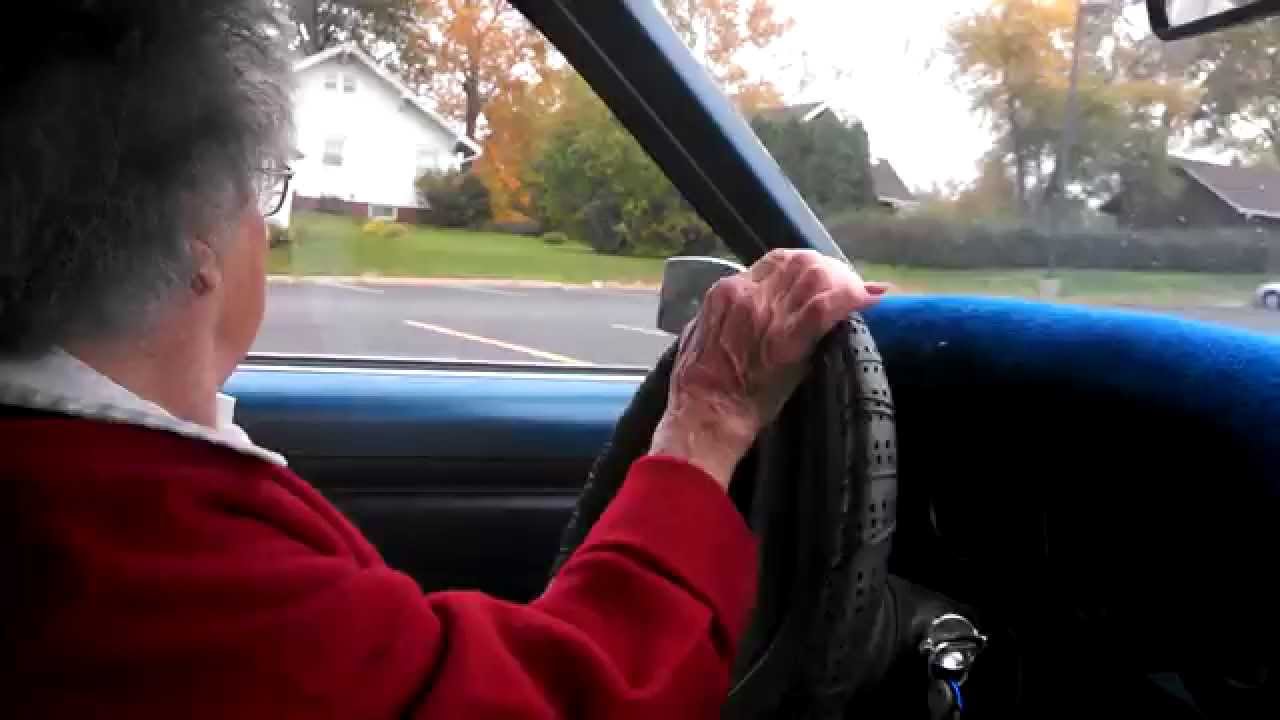 Grandma Driving Her 1970 Mustang. - YouTube