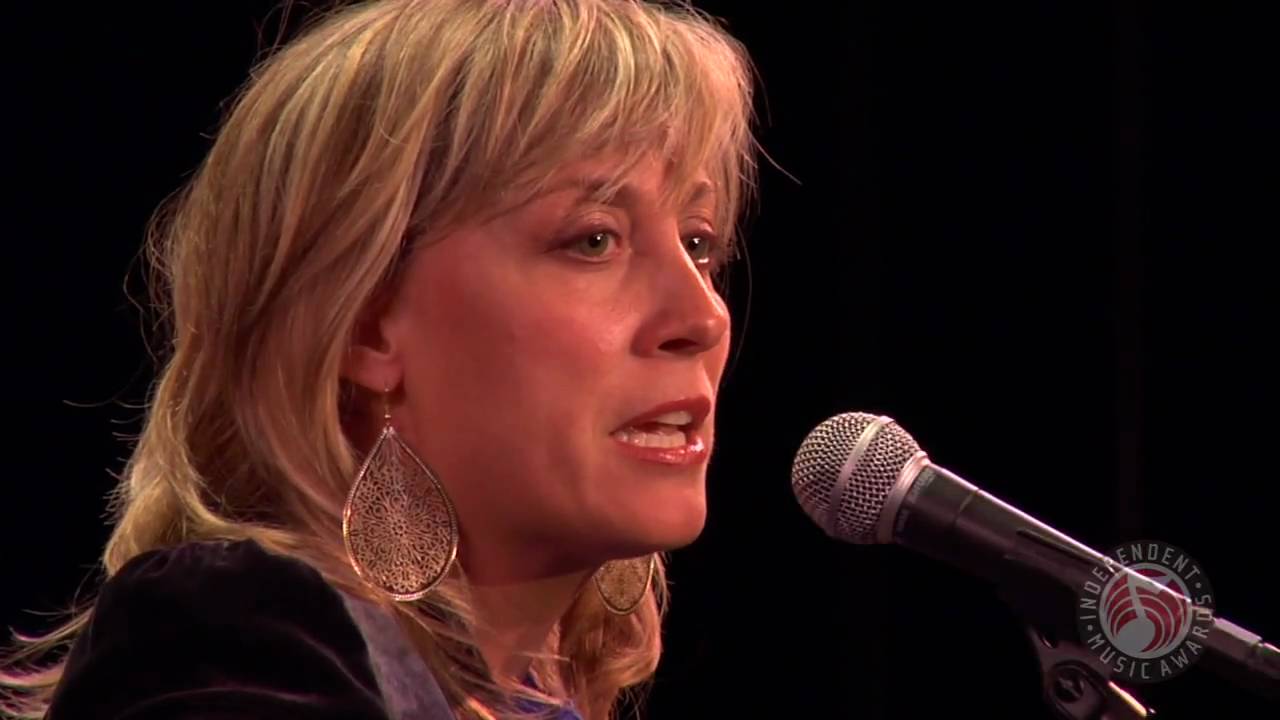 Amy Speace | Rider On An Orphan Train | The IMAs - YouTube