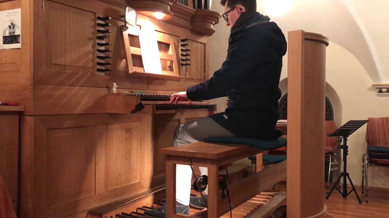 The first Noel - Church Organ - YouTube