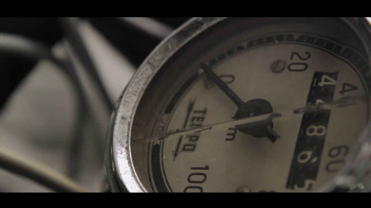 Cliche in a garage [canon c100 mark ii] [shark slider] [davinci resolve ...