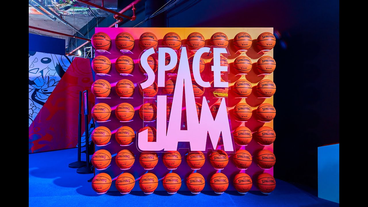 Space Jam Family Slam at The Glen! - YouTube