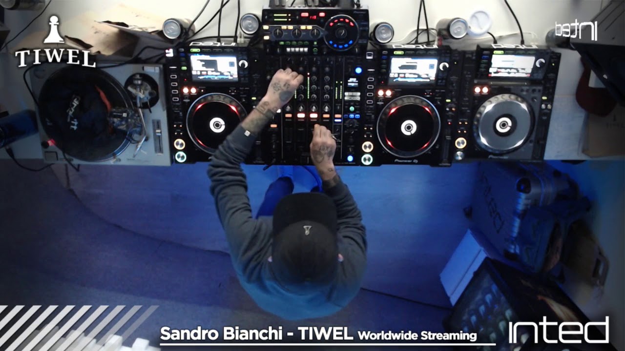INTED Electronic Music School & TIWEL presents SANDRO BIANCHI 13 04 18 - YouTube