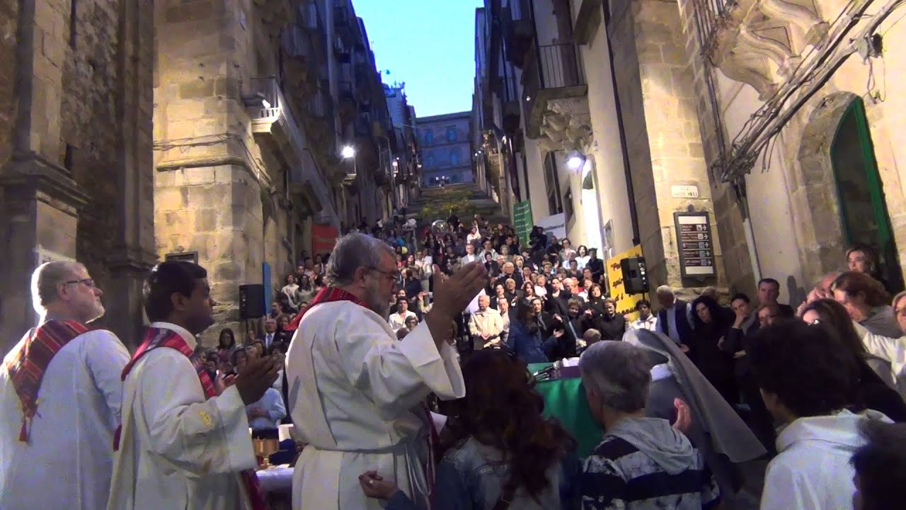 Un Missionario tra noi - La storia di Padre Enzo Mangano - YouTube