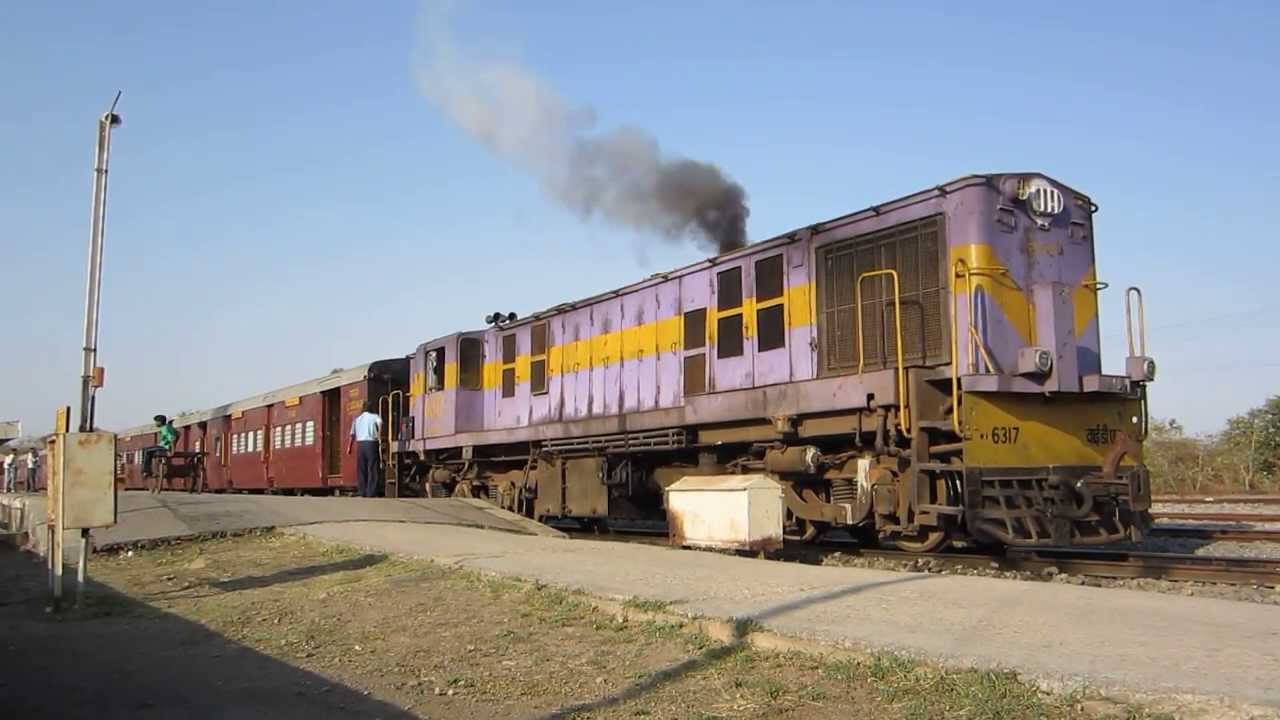 INDIAN RAILWAYS: YDM-4 Loco start up - YouTube