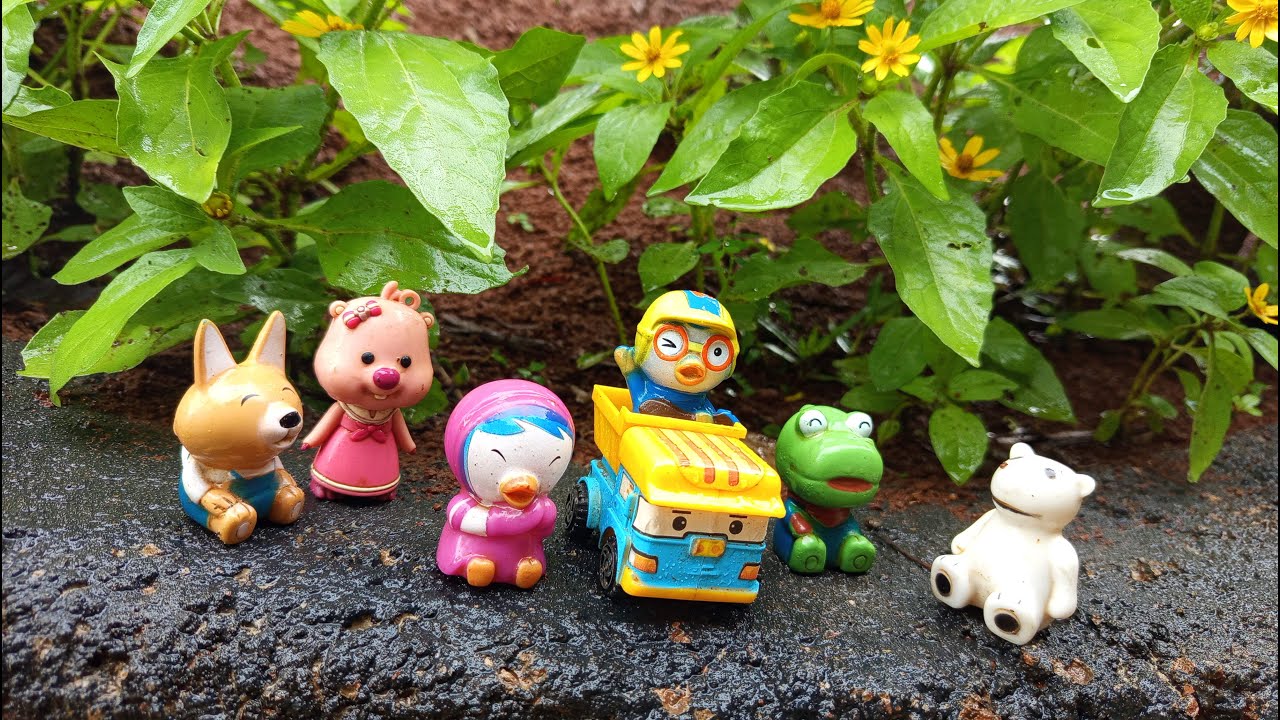 Pororo || Pororo Bermain Hujan || Pororo, Crong, Loopy, Patty, Edy ...