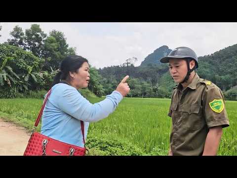 Hang's mother was furious when Nam talked about Hang and mentioned his grandmother.