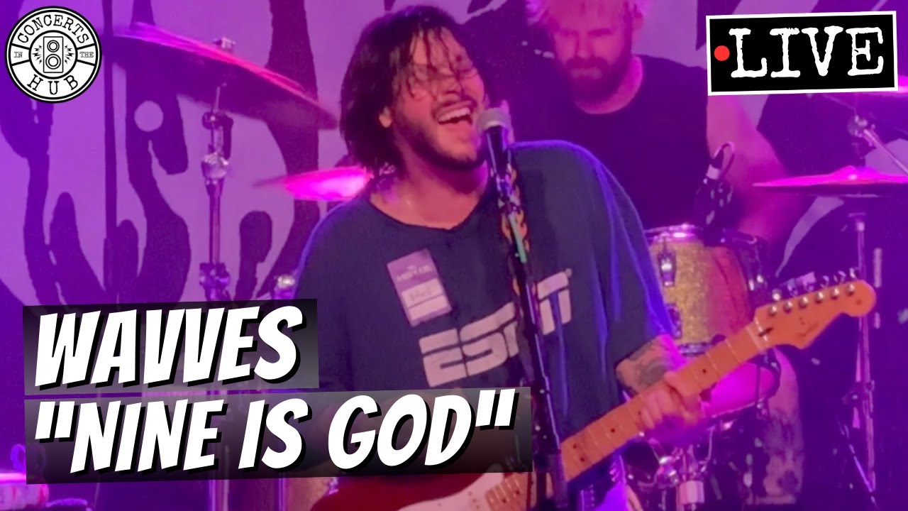 Wavves "Nine Is God" LIVE - YouTube