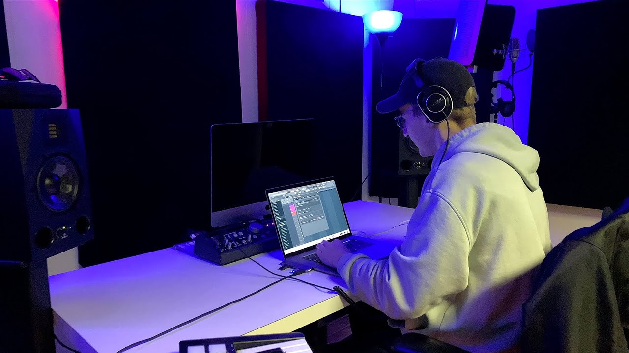 Create With Koss | Pro4S Studio Headphone - YouTube