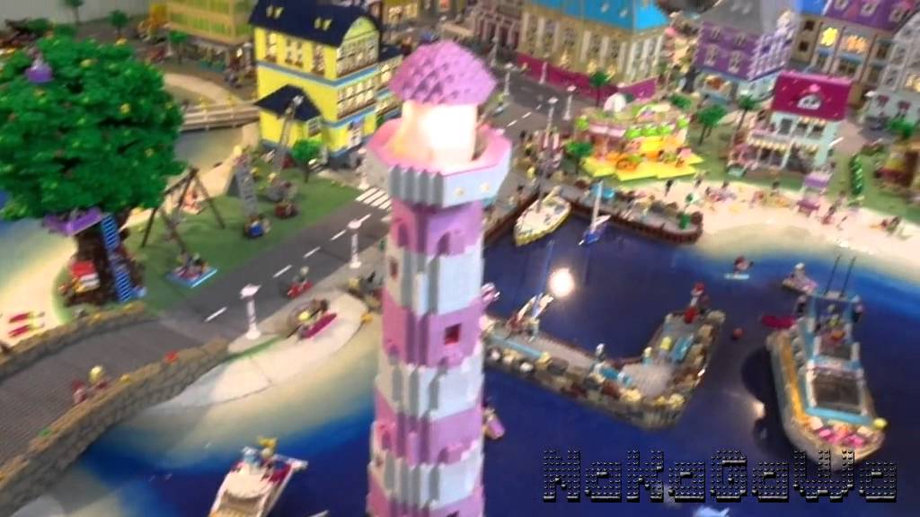 Lego Friends® Heartlake City miniland - YouTube