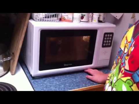 Talking microwave review - YouTube
