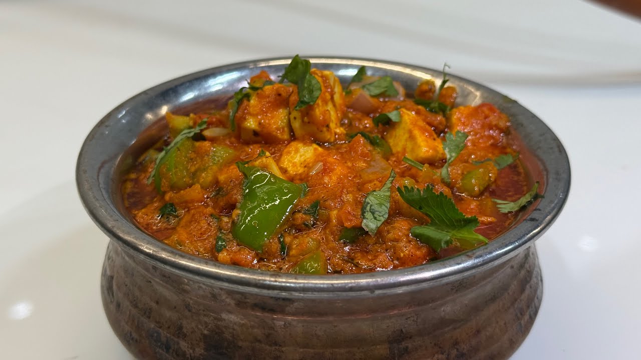 Easy and quick hotel style paneer Sabji in just 5 minutes - YouTube