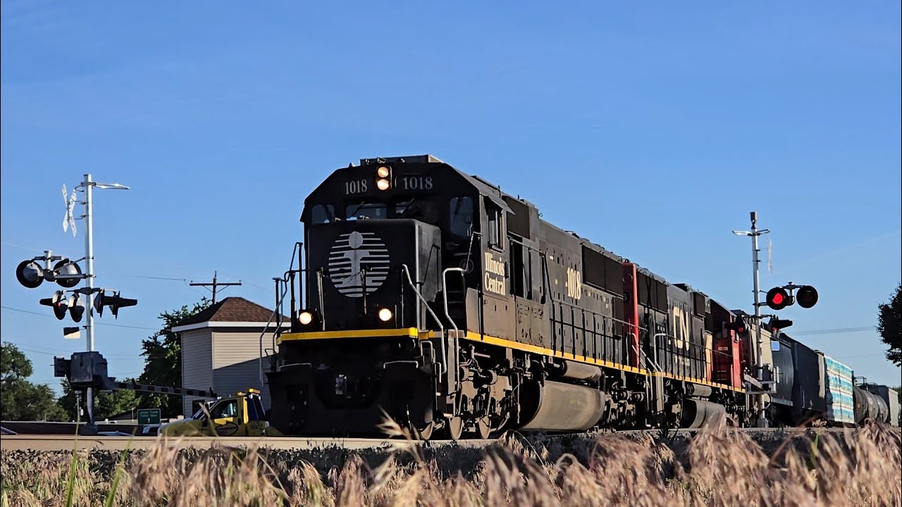 Oh What A Beautiful Morning For An Ic Sd70 In Arcola Il Youtube