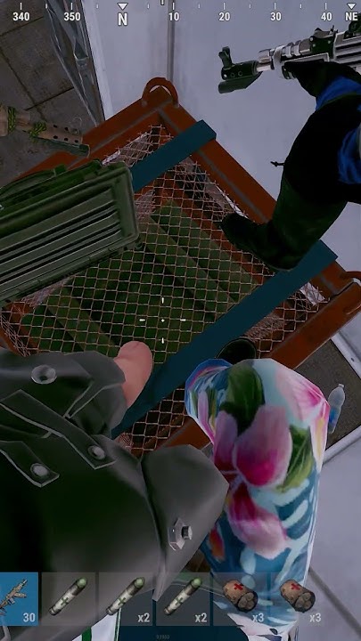 Засада на НЕФТЯНКЕ RUST #moment #game #rust #rustpvp #rustraid #shorts - YouTube