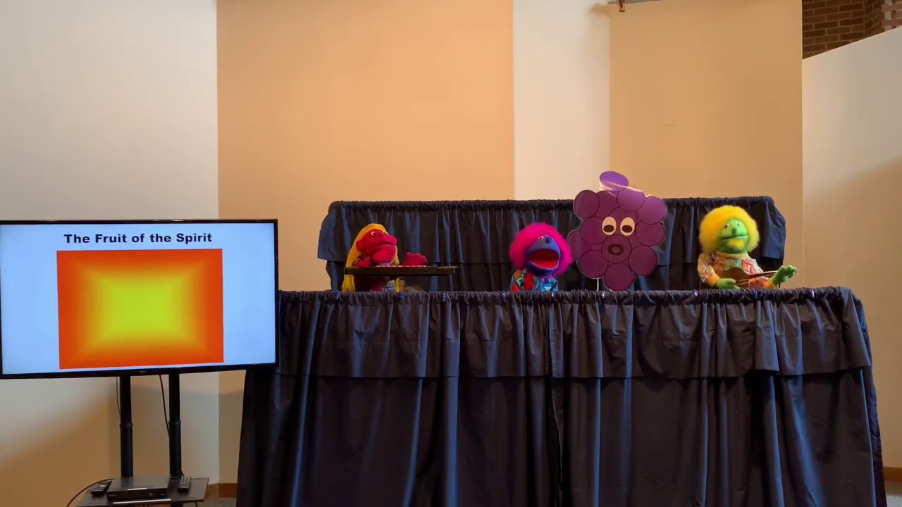 Puppet Sing Along Week 6 (May 12, 2020) - YouTube