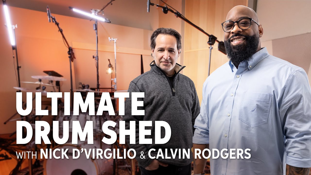 Calvin Rodgers and Nick D'Virgilio Drum Battle - YouTube