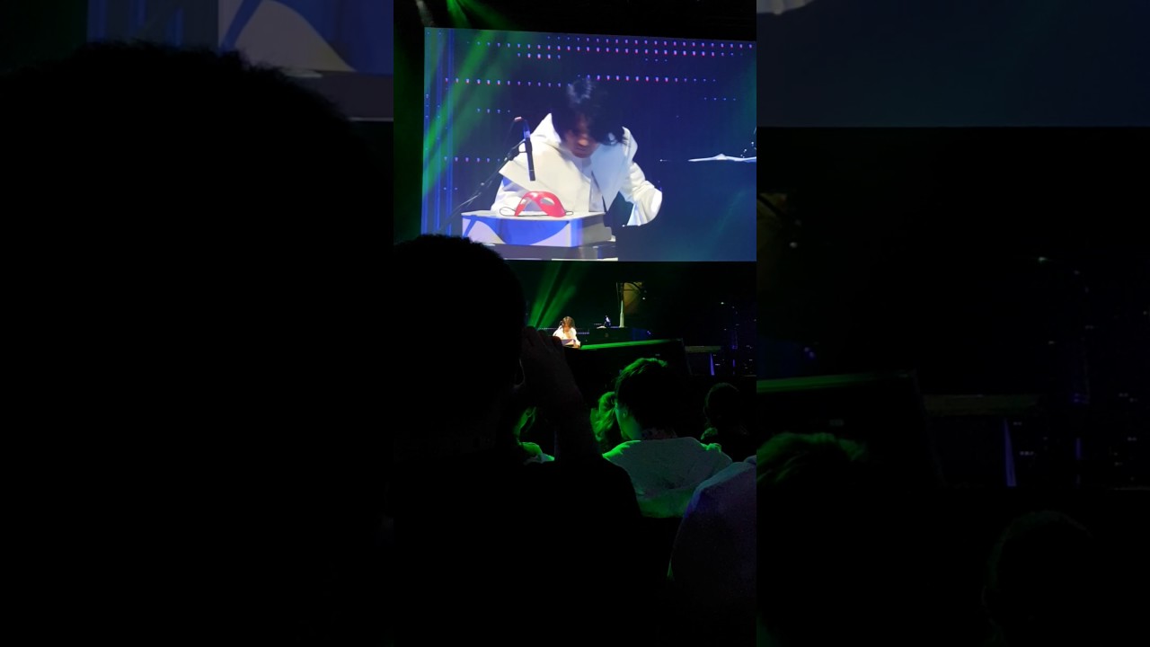 FFXIV Fan Festival 2017 - Masayoshi Soken Performance - YouTube