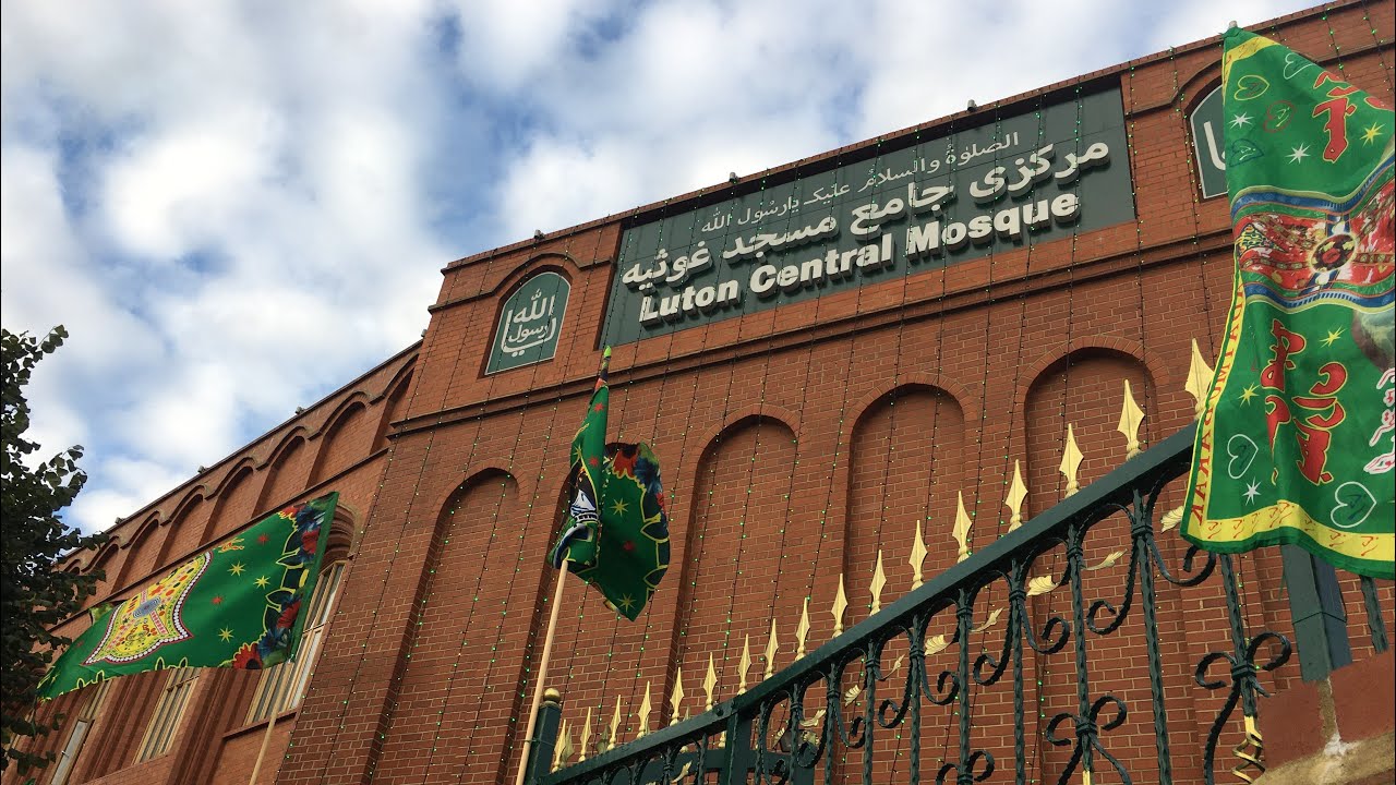 Annual Milad un Nabi Procession | Grand Mawlid | Luton Central Masjid ...