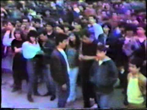 Εκτος Ελεγχου Live 1984 - YouTube
