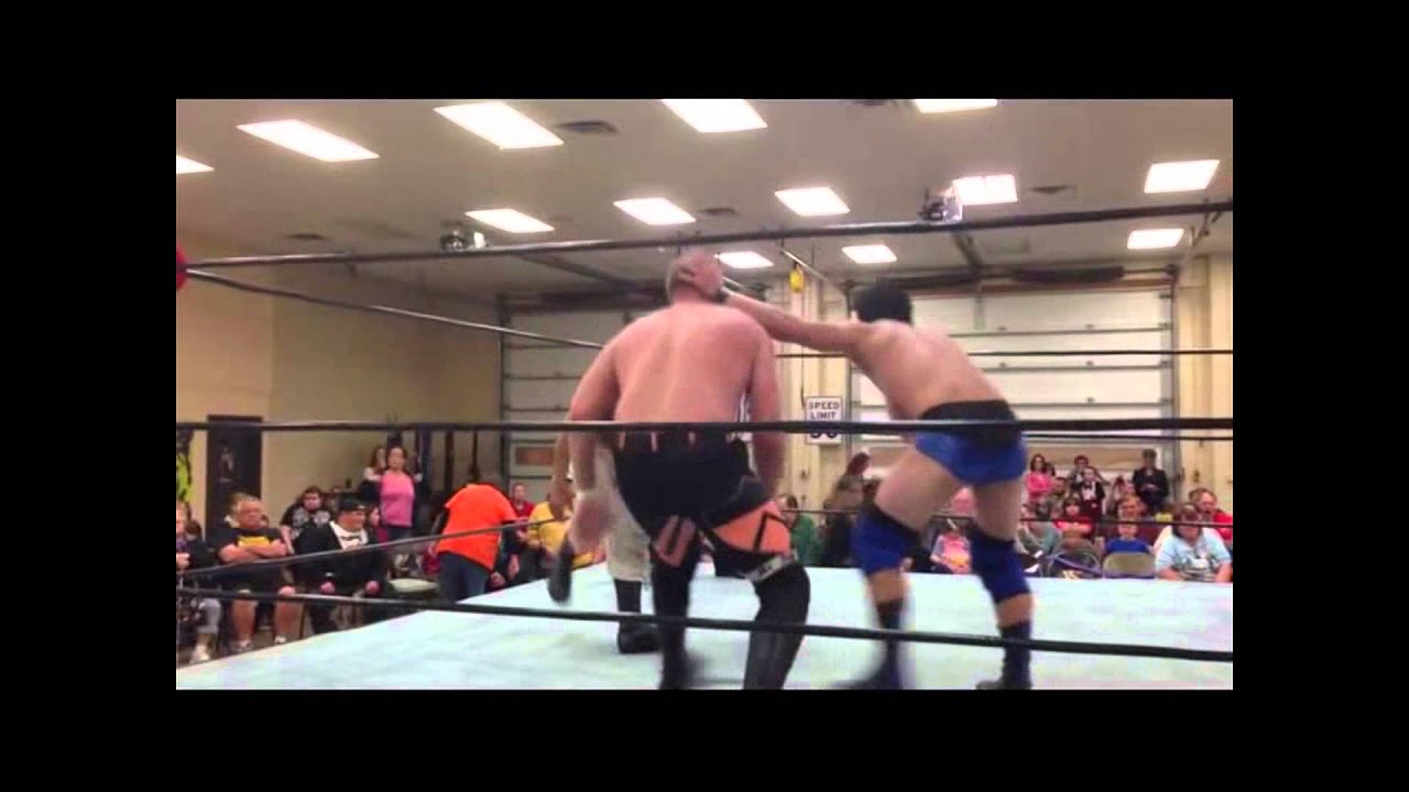 Nathan Avery v Slayer v Buff Johnny Graber - Triple Threat - United ...