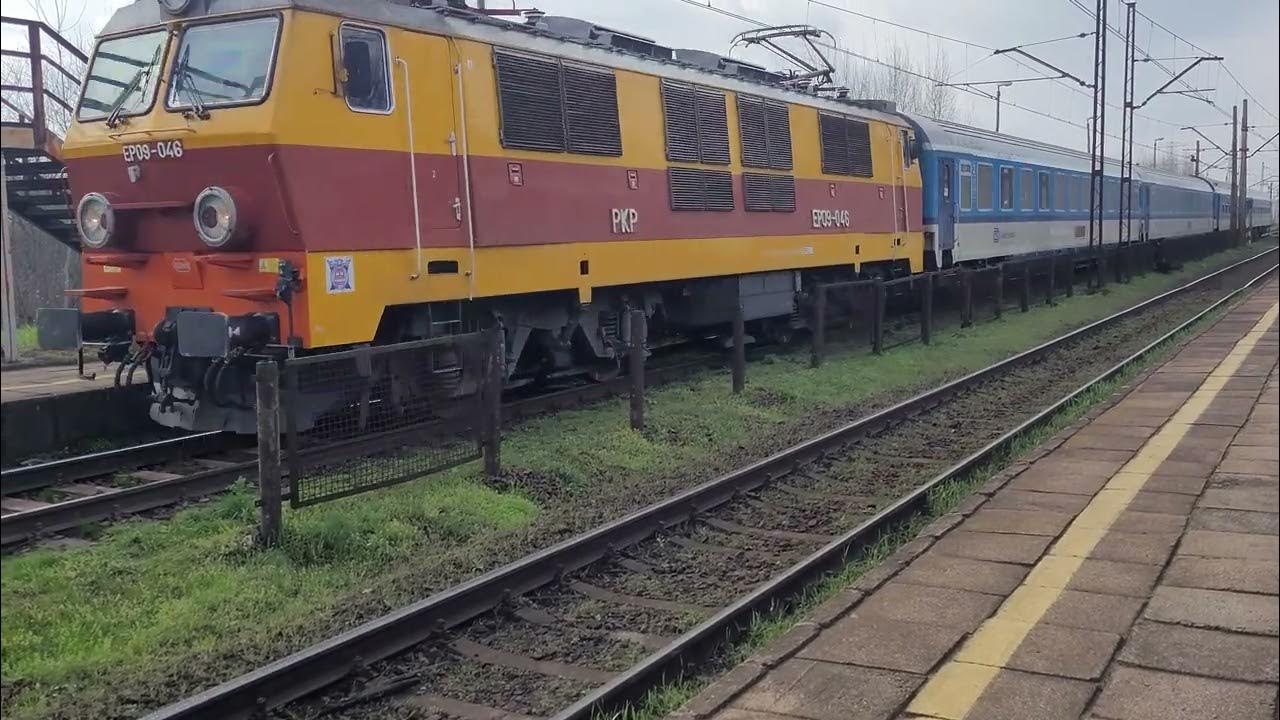 EP09-046 PKP Intercity "Galicja" - YouTube