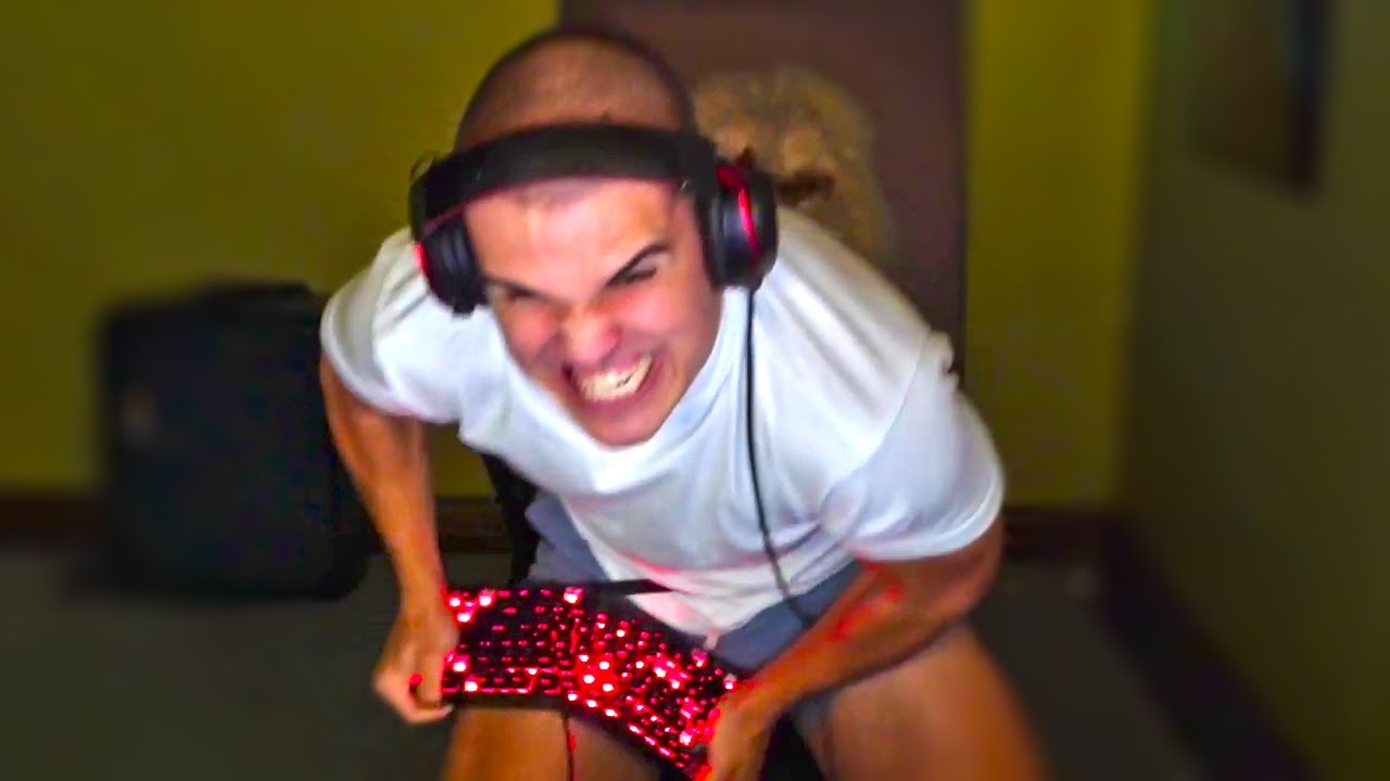 8 MINUTES OF GAMER RAGE 155 COMPILATION TWITCH - YouTube