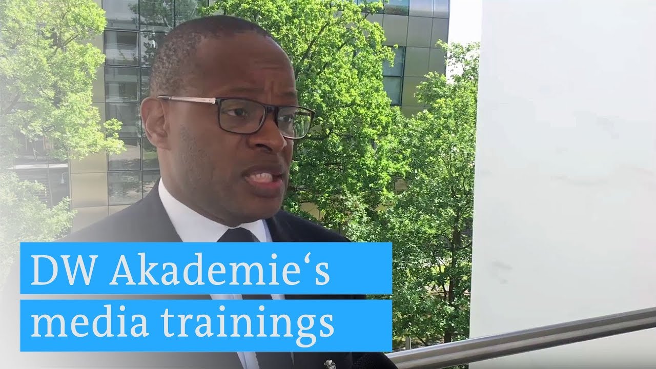 Medientraining für UN-Länderchefs: Christian Mouala | DW Akademie - YouTube