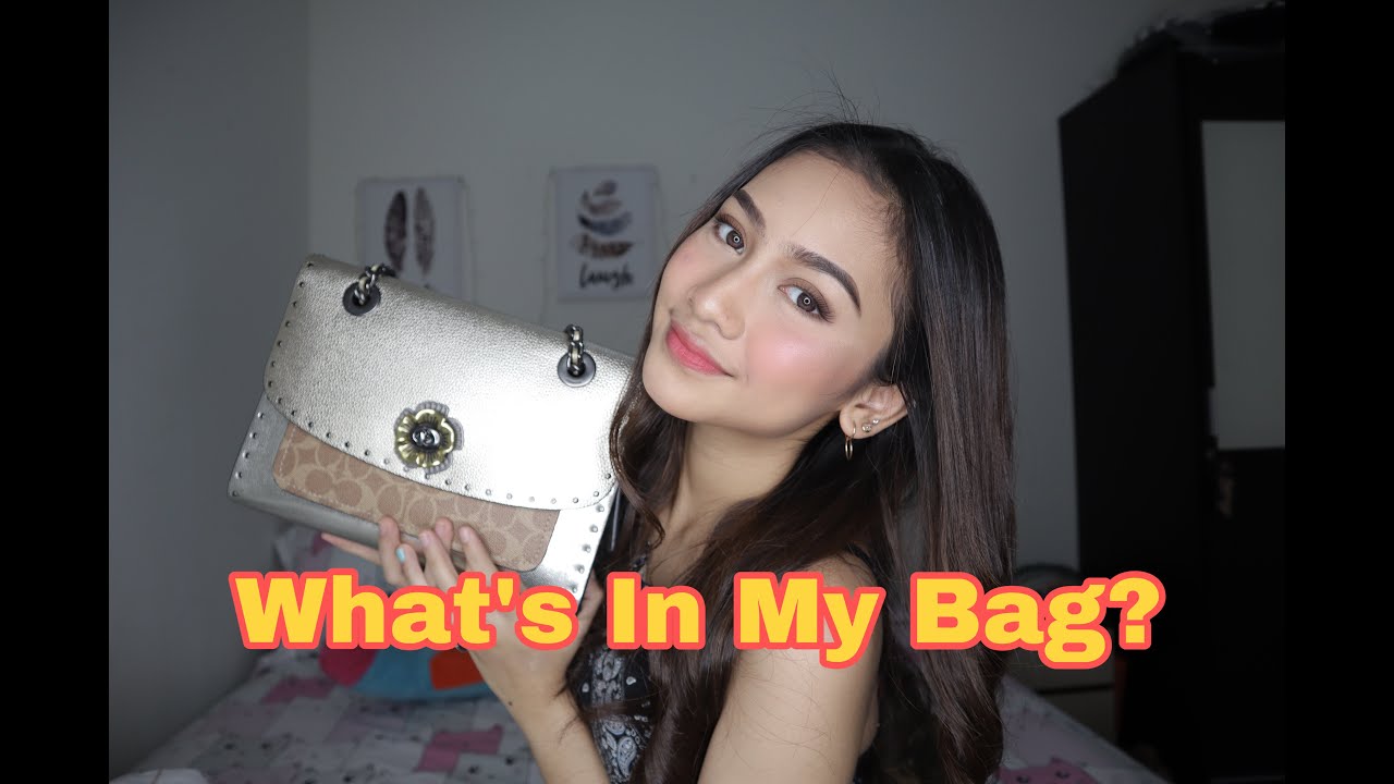 Sarah Tuff - What's in My Bag? - YouTube