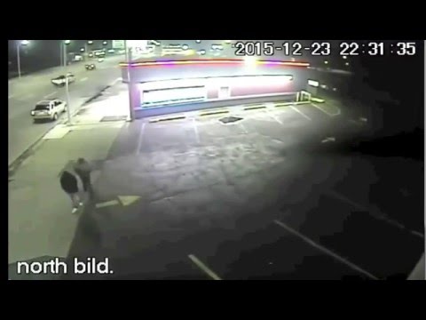 Security video: Suspects in the murder of Anthony Tolson - YouTube